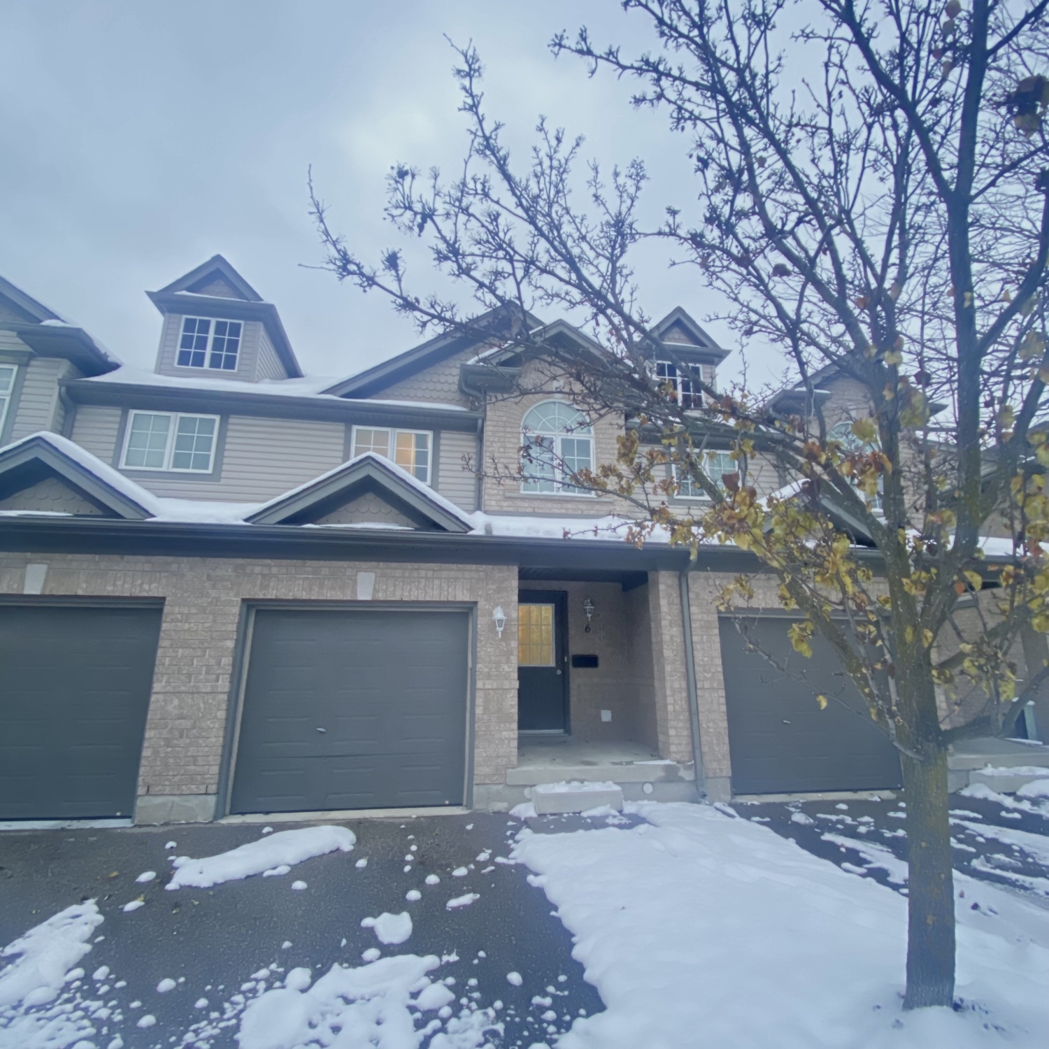 30 Vaughan St, Guelph - thecannon.ca